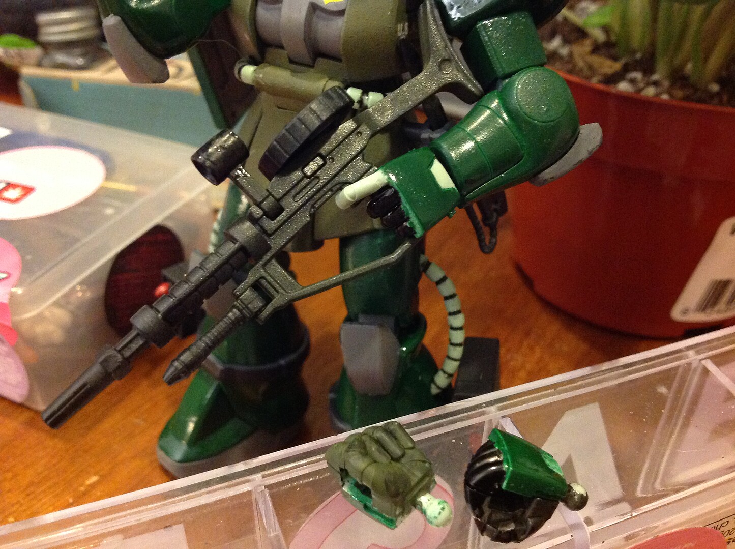 1/144 HG Universal Century Series- #040 MS06 Zaku II Mass Production Type pictures by Joseph ...