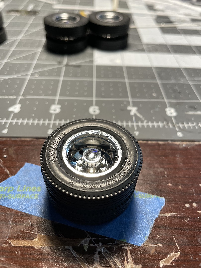 Semi Wheels/Tires 10 Pack -- Plastic Model Vehicle Accessory Set -- 1/ ...