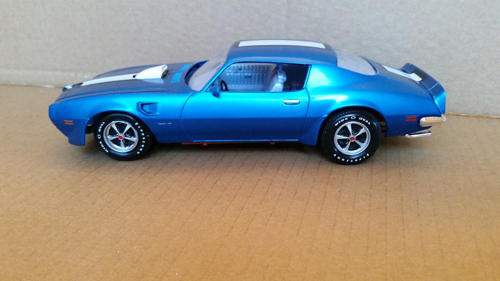 1970 Pontiac Firebird -- Plastic Model Car Kit -- 1/24 Scale -- #854489 ...