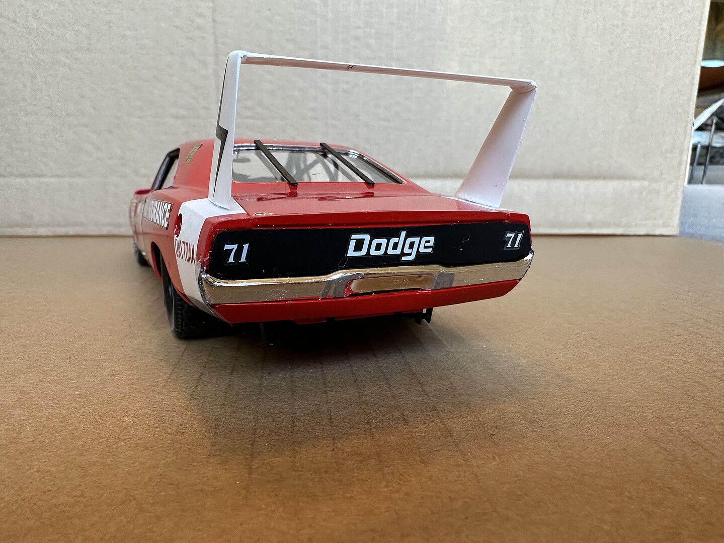 1969 Dodge Charger Daytona -- Plastic Model Car Vehicle Kit -- 1/25 ...