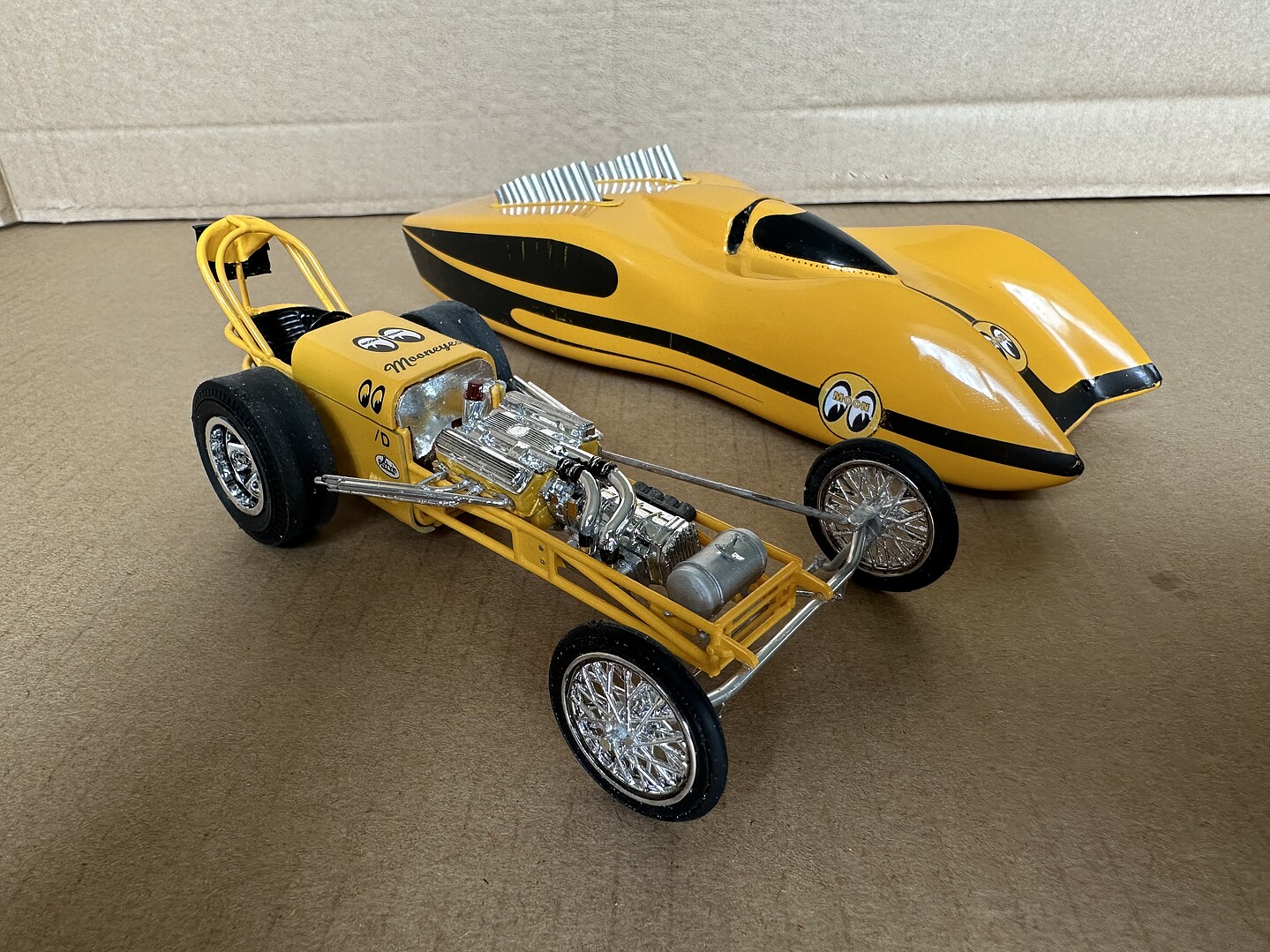Mooneyes Dragster -- Plastic Model Car Kit -- 1/25 Scale -- #1223 ...