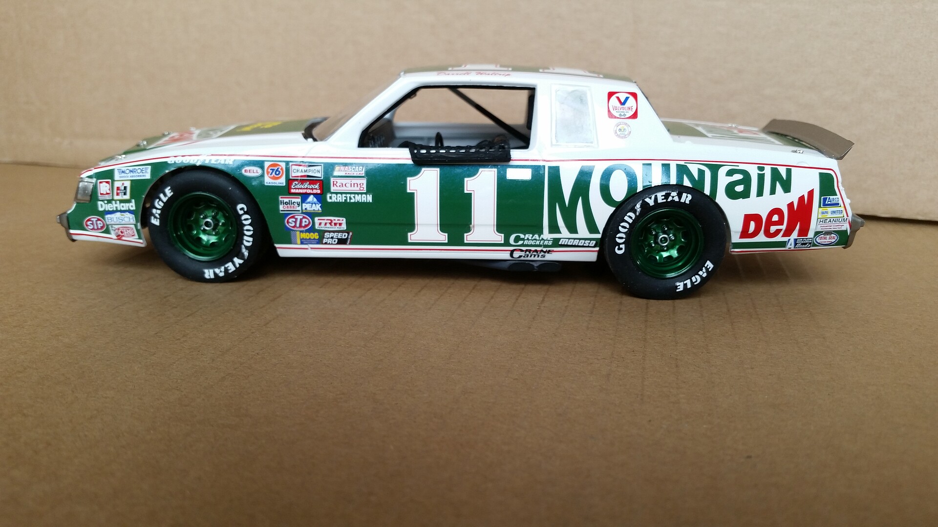 1981 Buick Regal #11 Waltrip Mountain Dew Cup Champ -- Plastic Model ...