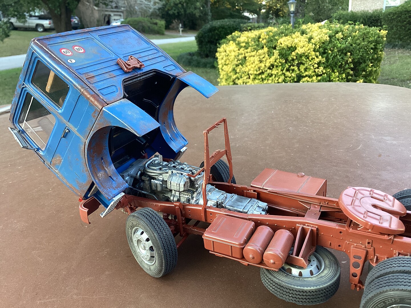 MAN F8 19.321 2-Axle Tractor -- Plastic Model Truck Vehicle Kit -- 1/24 ...