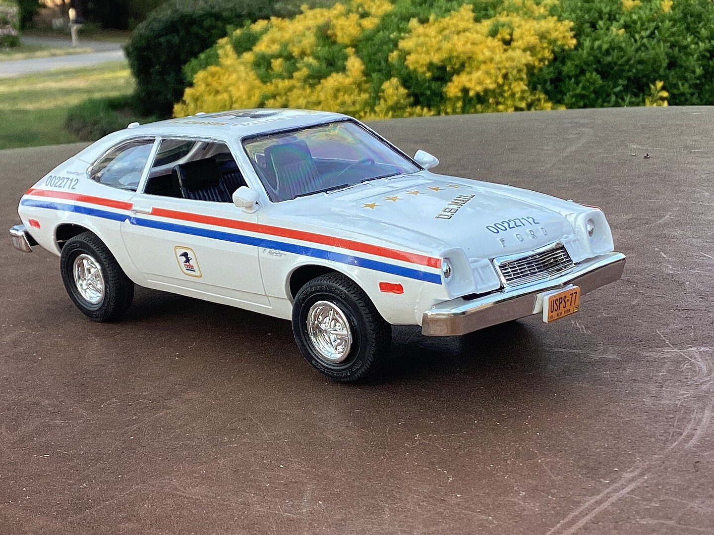 '77 Ford Pinto USPS -- Plastic Model Car Vehicle Kit -- 1/25 Scale ...