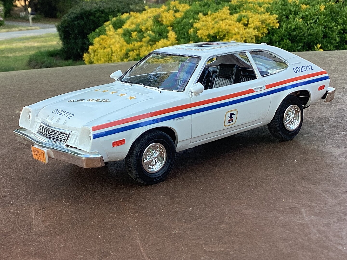 '77 Ford Pinto USPS -- Plastic Model Car Vehicle Kit -- 1/25 Scale ...