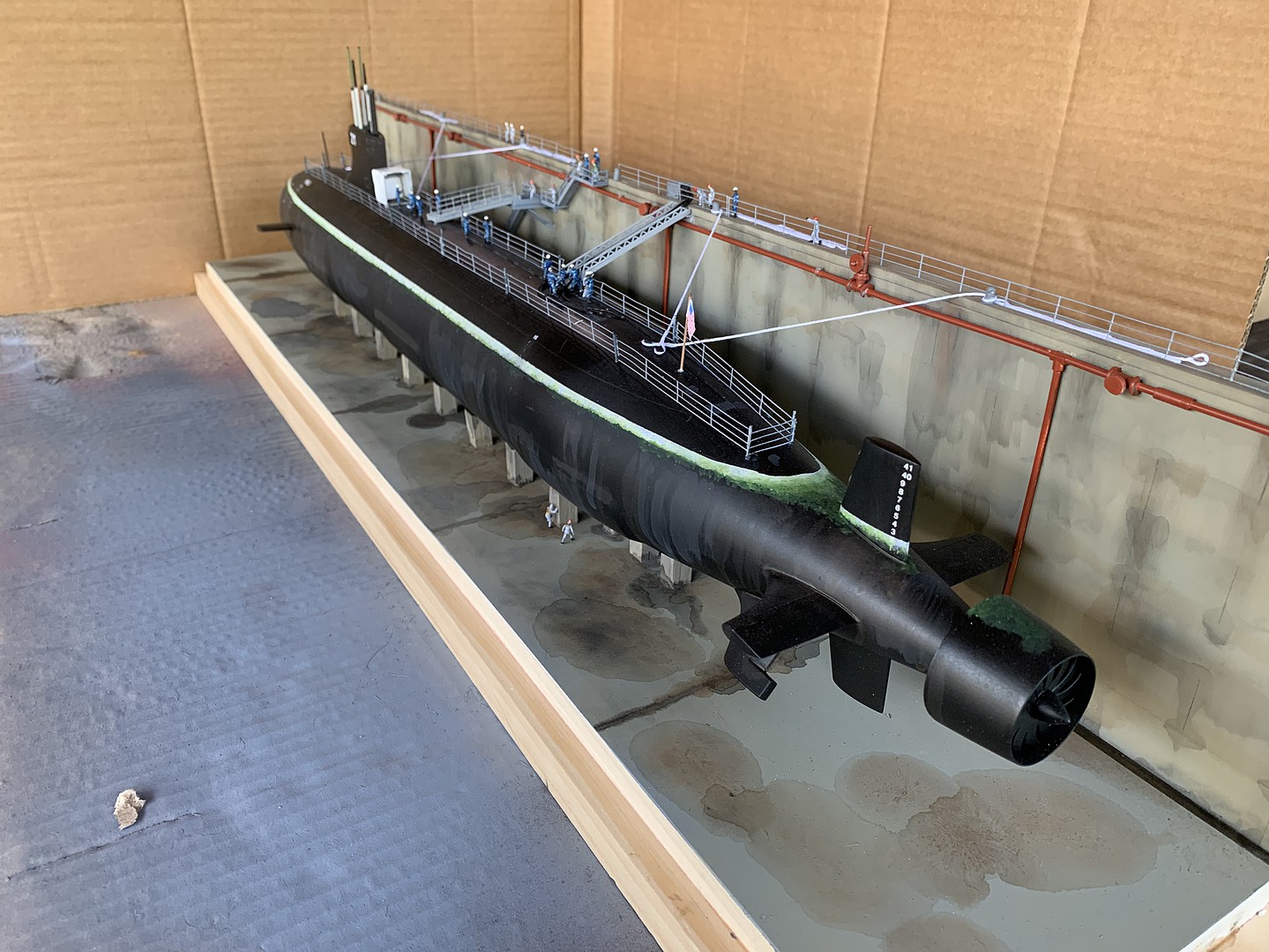 USS SSN-21 Sea Wolf Submarine -- Plastic Model Military Ship -- 1/144 ...