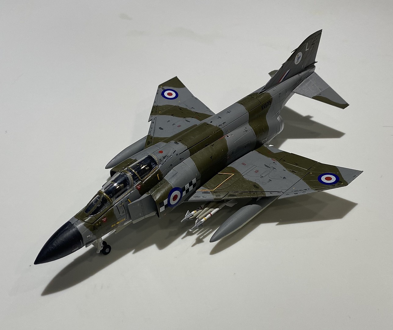 FG1 Phantom RAF Aircraft -- Plastic Model Airplane Kit -- 1/72 Scale ...