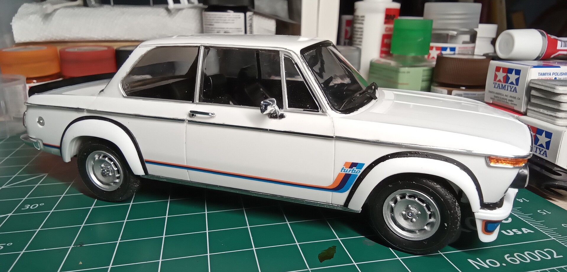 BMW 2002 Turbo -- Plastic Model Car Kit -- 1/24 Scale -- #21124 ...