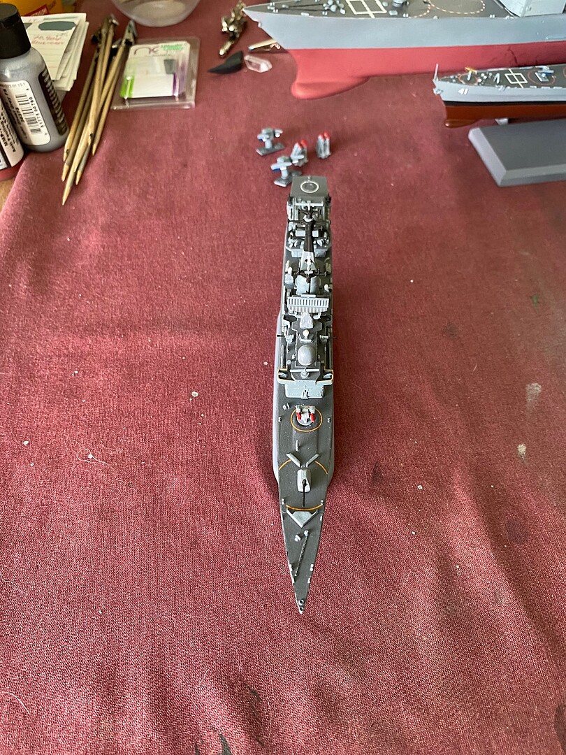 HMS Sheffield Type 42 Batch 1 Destroyer (2 in 1) -- Plastic Model ...