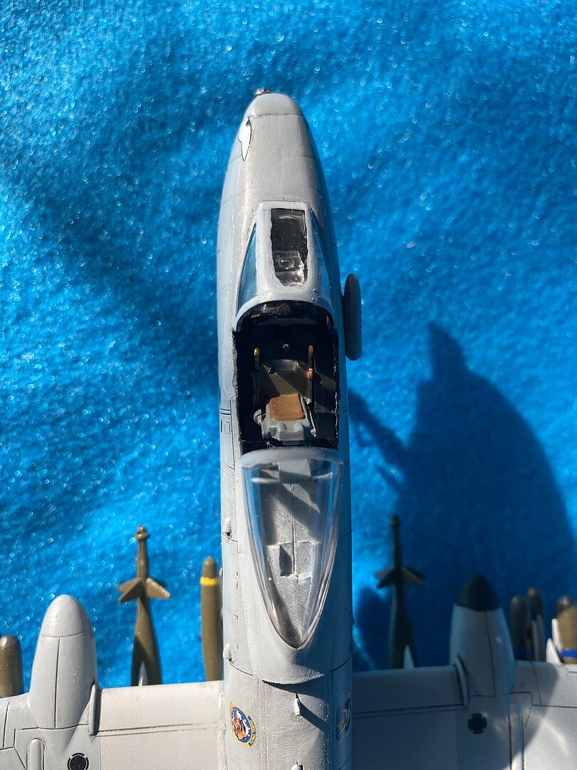 A-10A Plane Operation Iraqi Freedom -- Plastic Model Airplane Kit -- 1/ ...