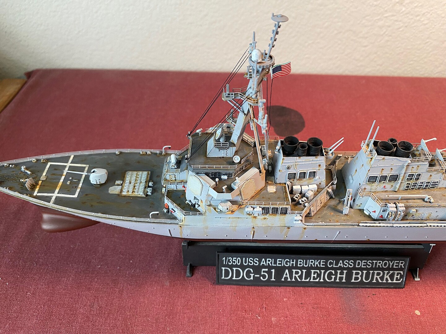 USS Arleigh Burke DDG51 Guided Missile Destroyer -- Plastic Model Kit ...