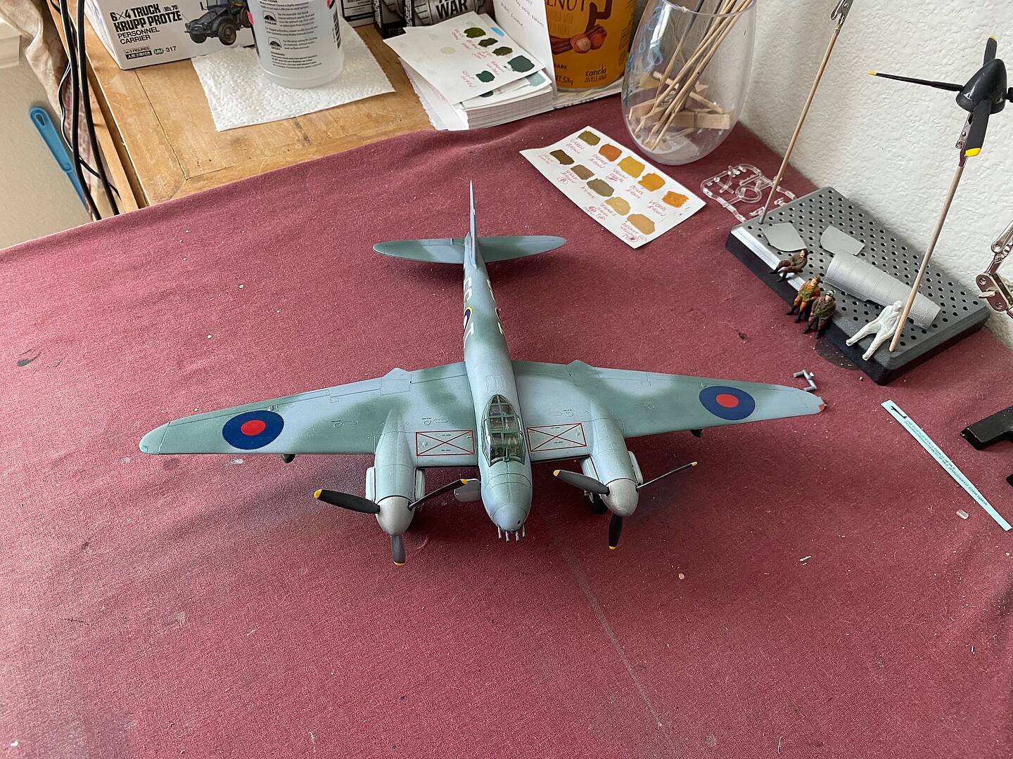 De Havilland Mosquito Fighter Aircraft WWII -- Plastic Model Airplane ...