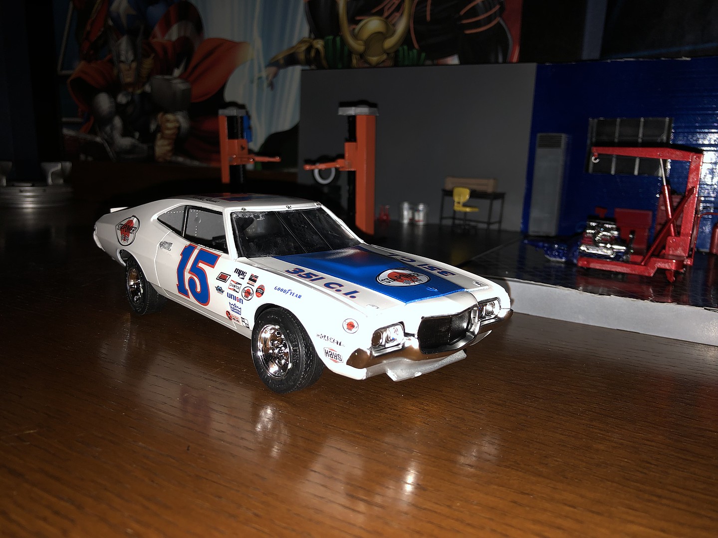 1972 Ford Torino Bobby Isaac #15 -- Plastic Model Car Kit -- 1/25 Scale ...