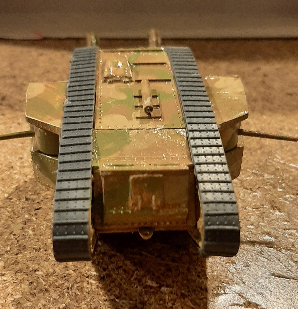 WWI Male Tank -- Plastic Model Military Vehicle Kit -- 1/76 Scale ...