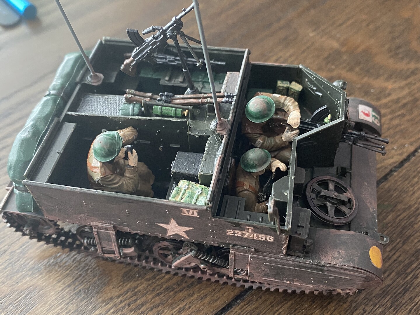 British Universal Carrier -- Plastic Model Military Vehicle Kit -- 1/35 ...