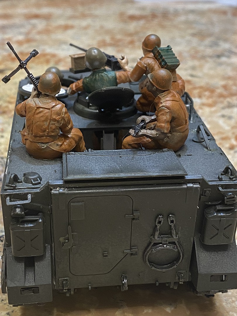 US M113 APC CA140 -- Plastic Model Military Vehicle Kit -- 1/35 Scale ...