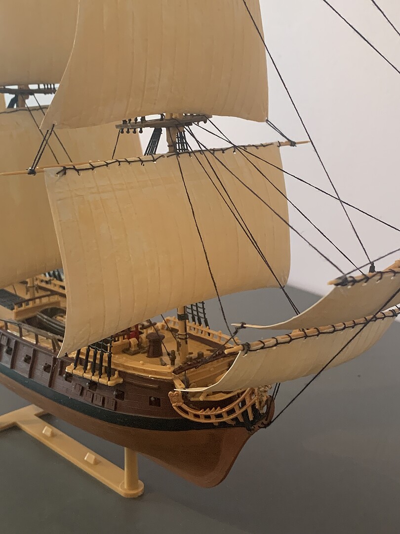 Jolly Roger Pirate Boat -- Plastic Model Sailing Ship -- 1/130 Scale ...