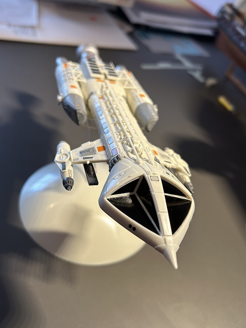 SPACE 1999 HAWK MK IX -- Science Fiction Plastic Model Kit -- 1/72 ...