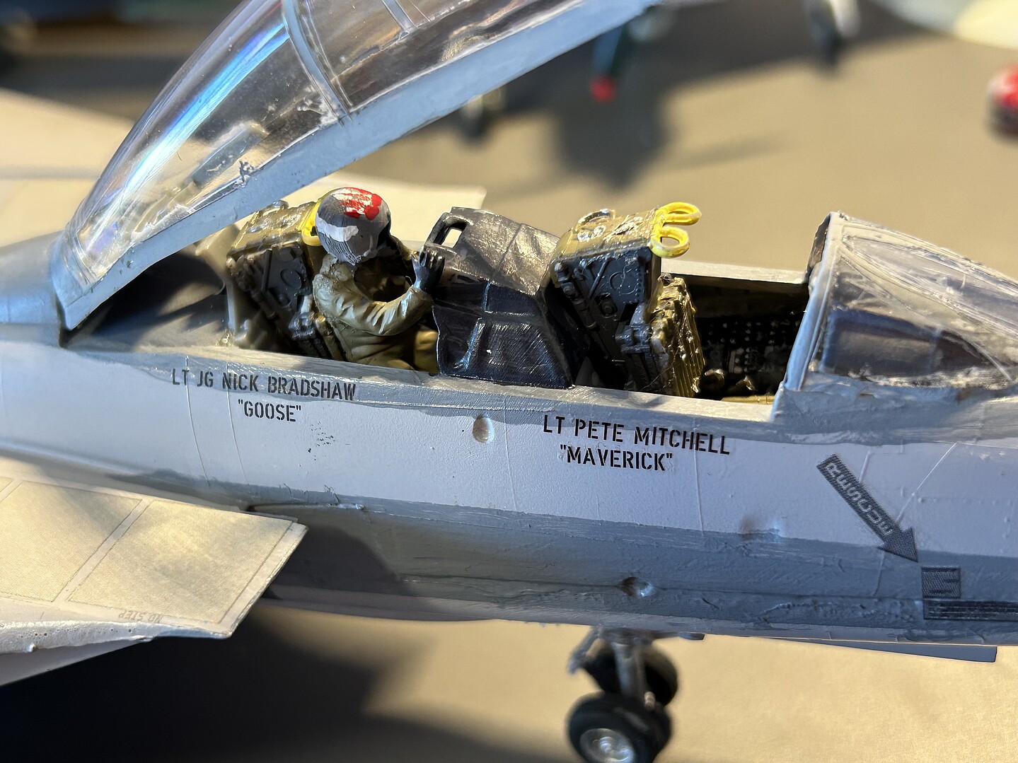 Top Gun Classic F14A Tomcat Aircraft -- Plastic Model Airplane Kit -- 1 ...