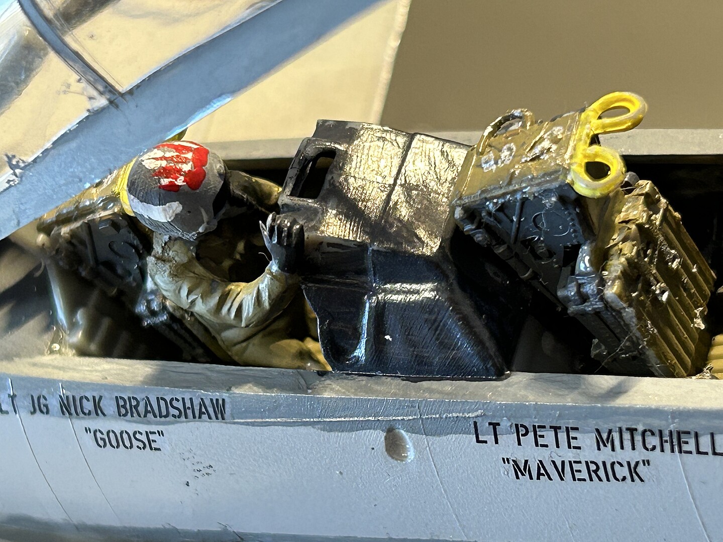 Top Gun Classic F14A Tomcat Aircraft -- Plastic Model Airplane Kit -- 1 ...