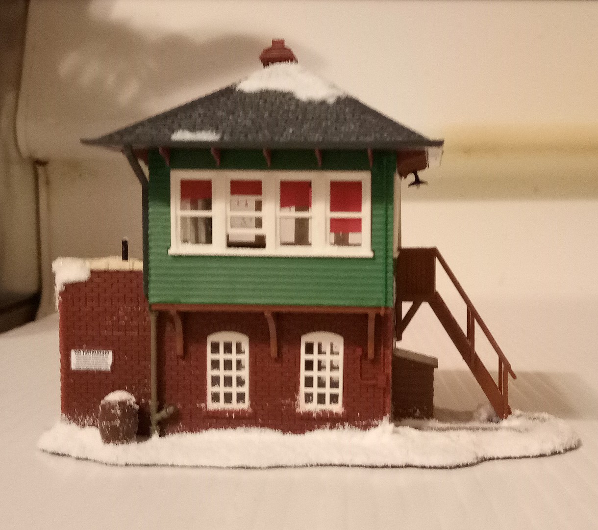 Signal Tower Kit -- HO Scale Model Railroad Building -- #704 pictures ...