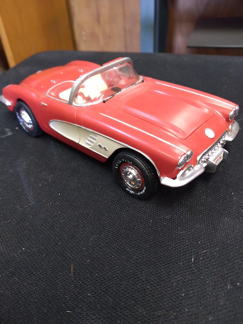 1958 Corvette Roadster -- Plastic Model Car Kit -- 1/25 Scale -- #07037 ...