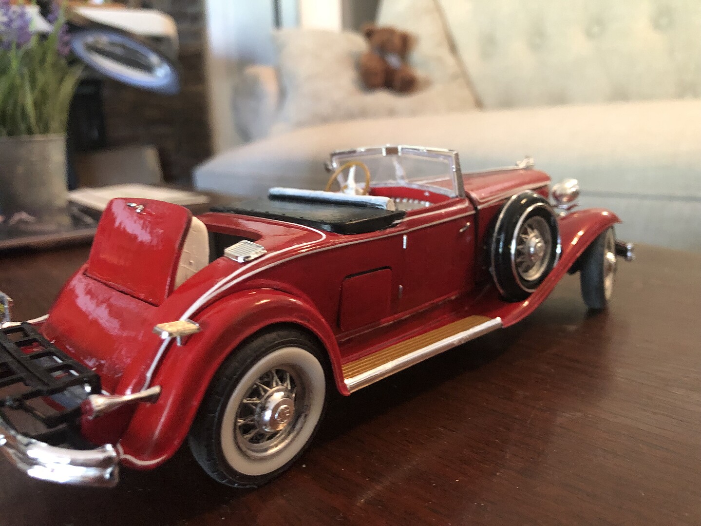 '32 Chrysler Imperial Gangbusters -- Plastic Model Car Vehicle Kit -- 1 ...