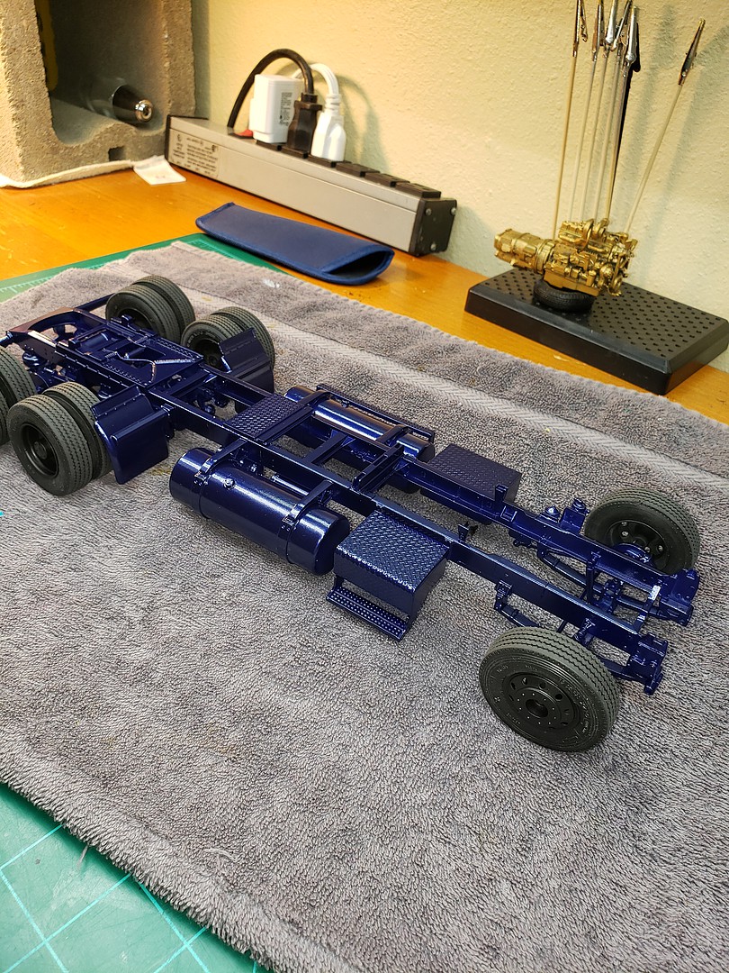 Freightliner FLC Tractor Cab -- Plastic Model Truck Kit -- 1/24 Scale ...