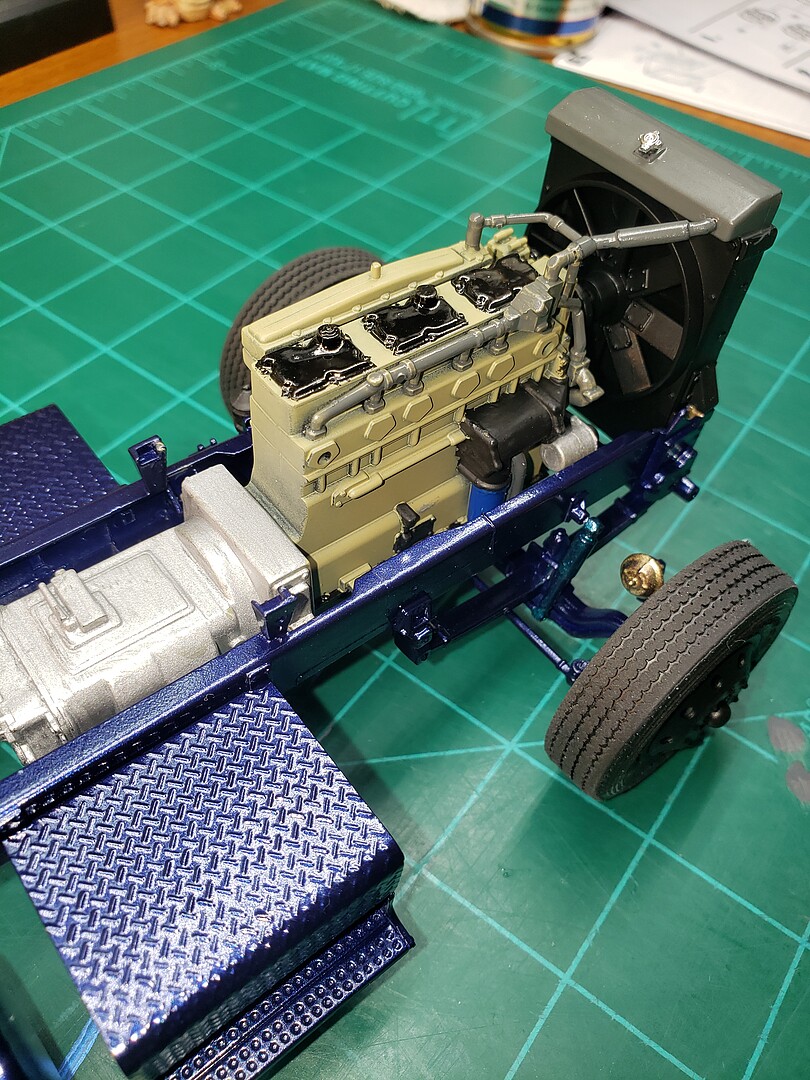 Freightliner FLC Tractor Cab -- Plastic Model Truck Kit -- 1/24 Scale ...