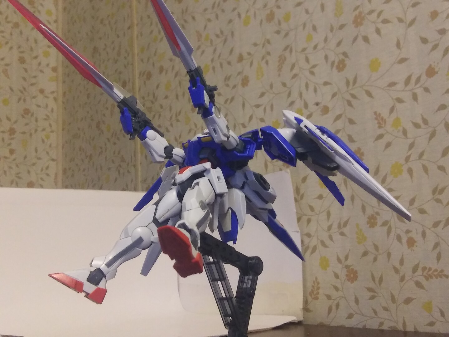 54 00 RAISER + GN SWORD III -- Snap Together Plastic Model Figure ...