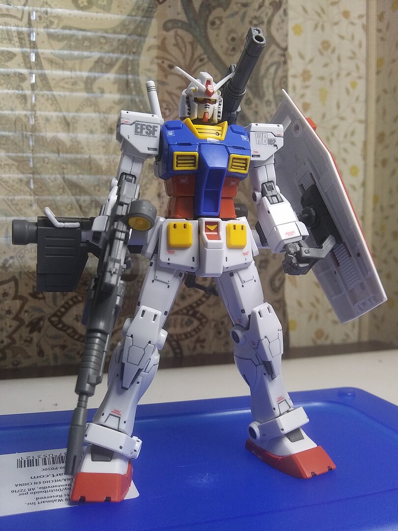 HG Gundam - RX-78-02 Gundam -- Snap Together Plastic Model Figure Kit ...