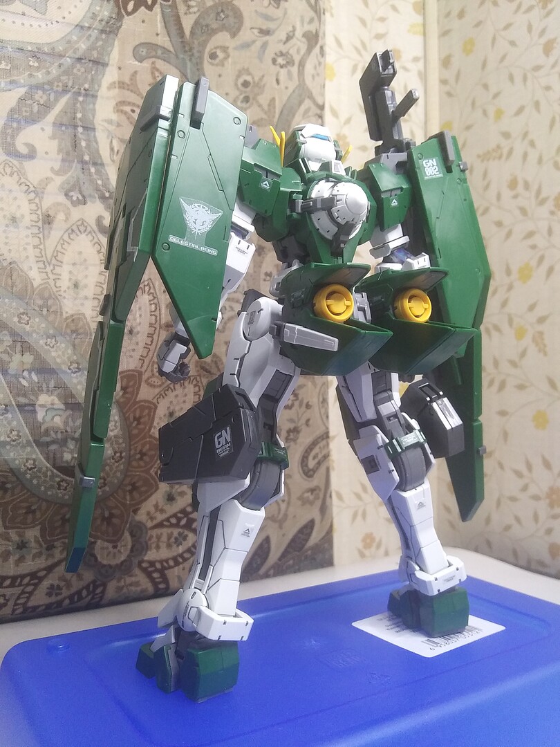 MG Gundam - Gundam Dynames -- Snap Together Plastic Model Figure Kit ...