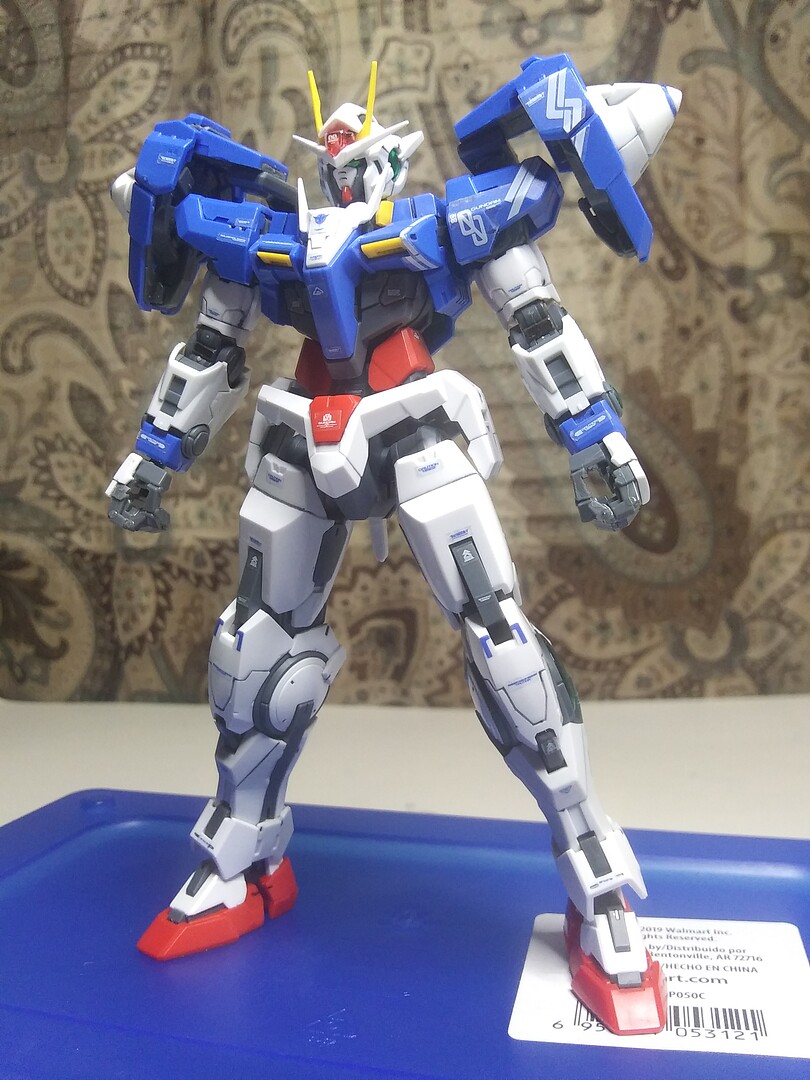 RG Gundam - GN-0000+GNR-010 00 Raiser -- Snap Together Plastic Model ...