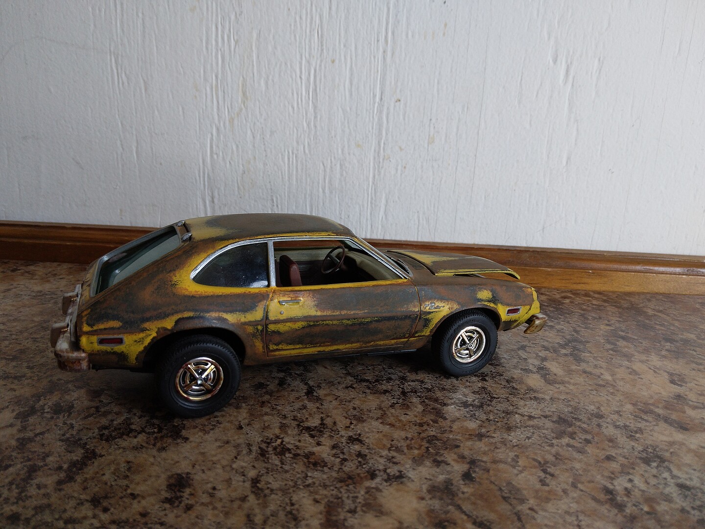Popper 1977 Ford Pinto w/Coca-Cola Machine -- Plastic Model Car Vehicle ...
