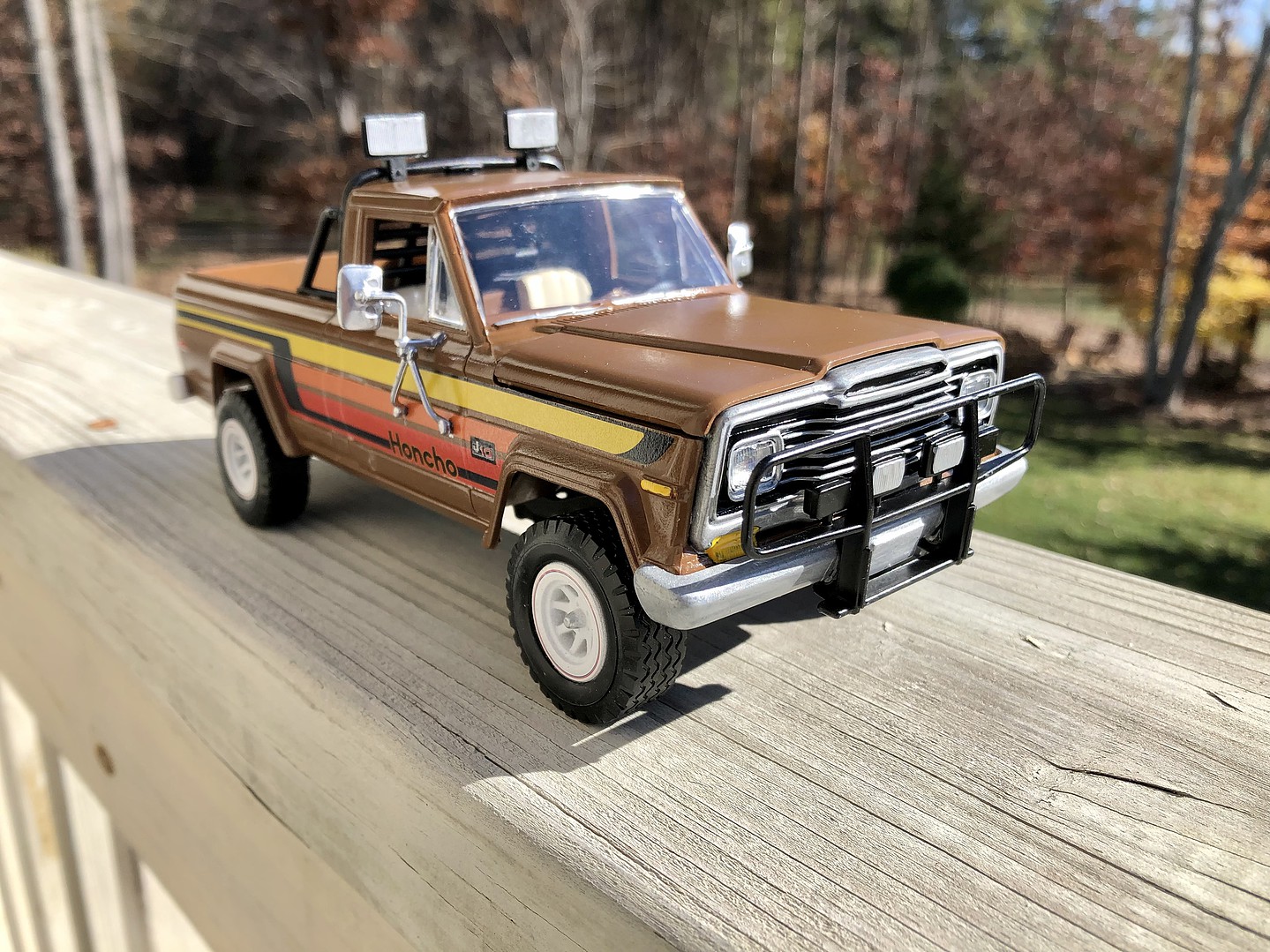 1980 Jeep Honcho Ice Patrol -- Plastic Model Truck Kit -- 1/25 Scale ...