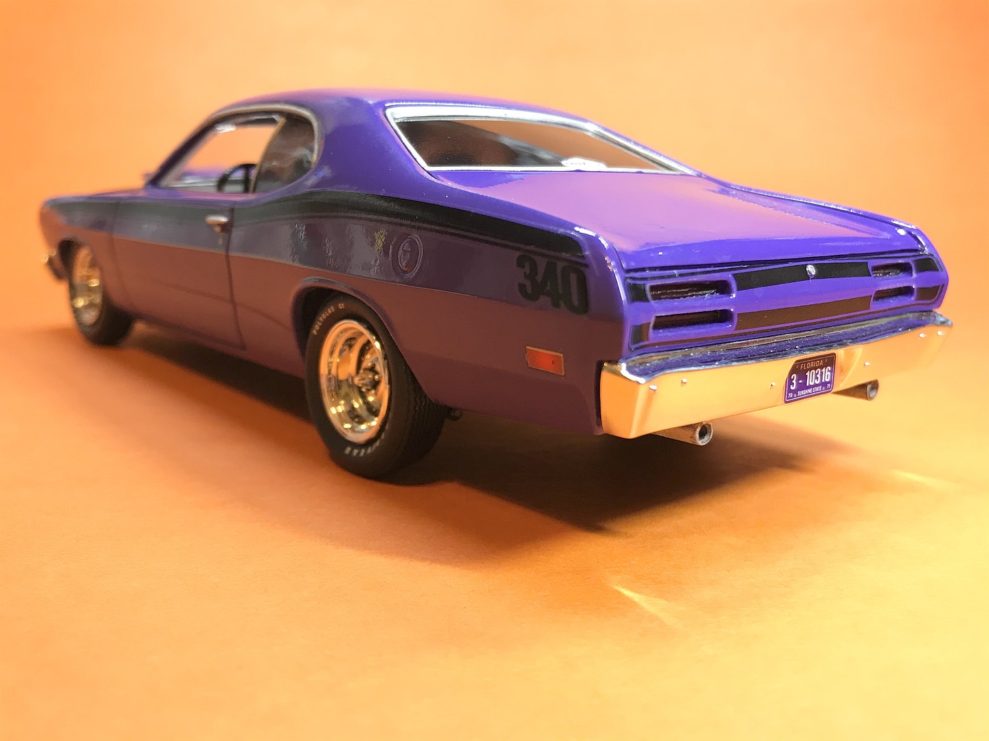 1971 Plymouth Duster 340 -- Plastic Model Car Kit -- 1/25 Scale ...