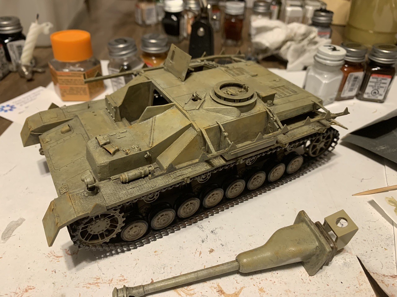 German Sturmgeschutz IV Tank -- Plastic Model Military Vehicle Kit -- 1 ...