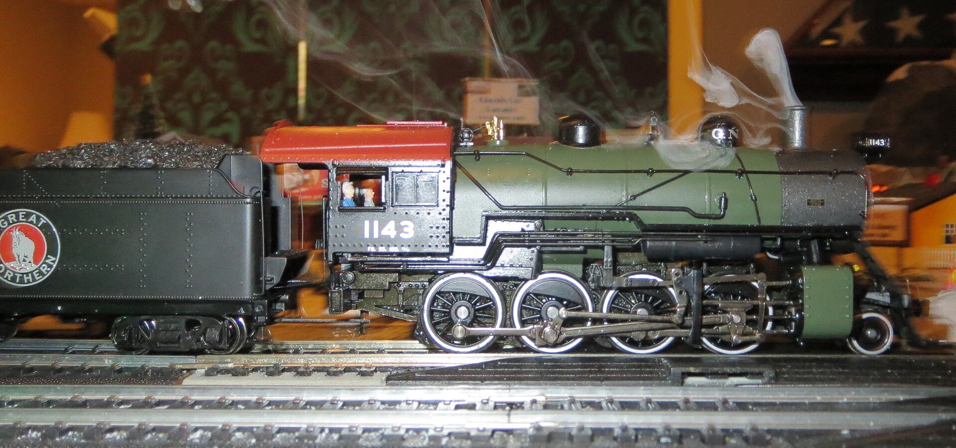 2-8-0 Consolidation Great Northern #1143 DCC -- HO Scale Model Train ...