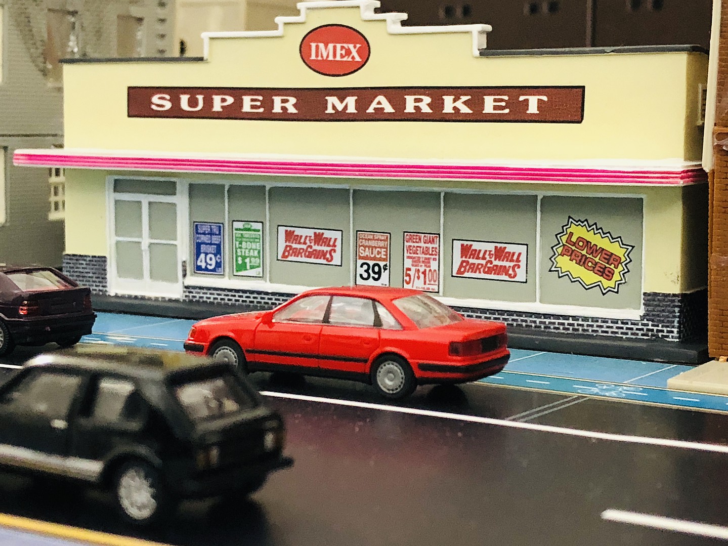 Supermarket Assembled Perma-Scene -- HO Scale Model Railroad Building ...