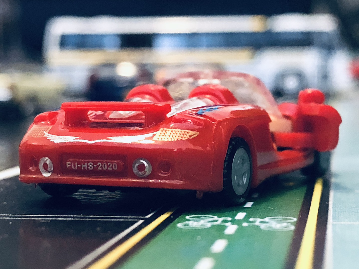 Convertible Roadster (1) Colors Vary -- HO Scale Model Railroad Vehicle ...