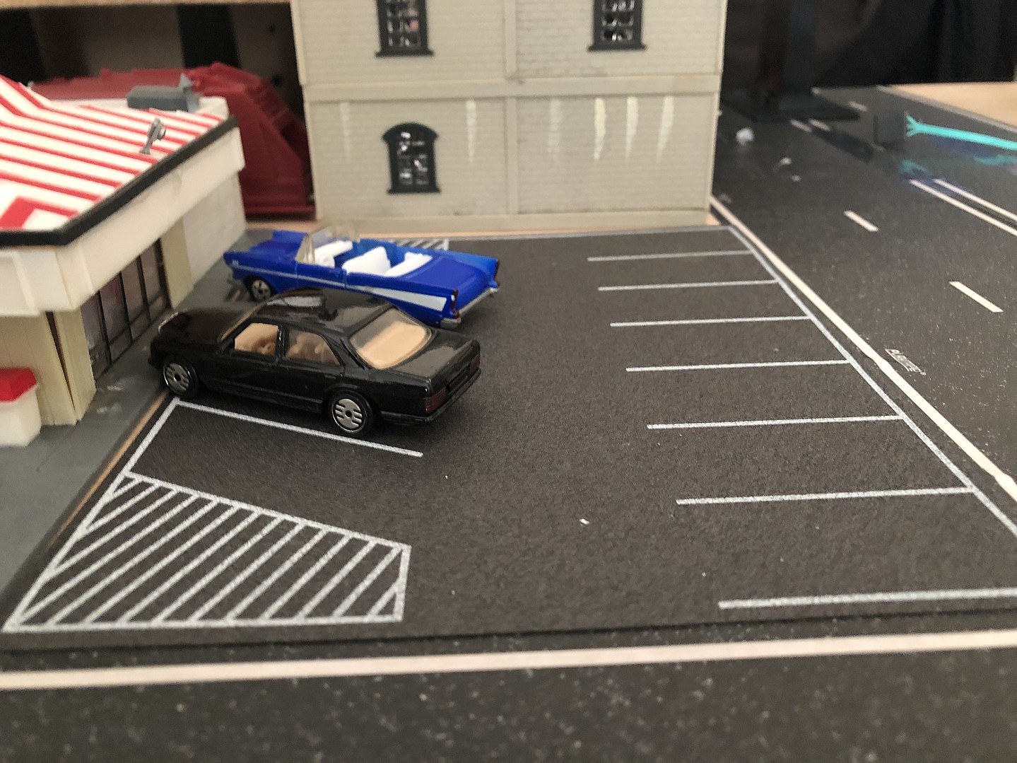 Flexible Parking Lot - 8 x 6-1/2'' -- HO Scale Model Railroad Road ...
