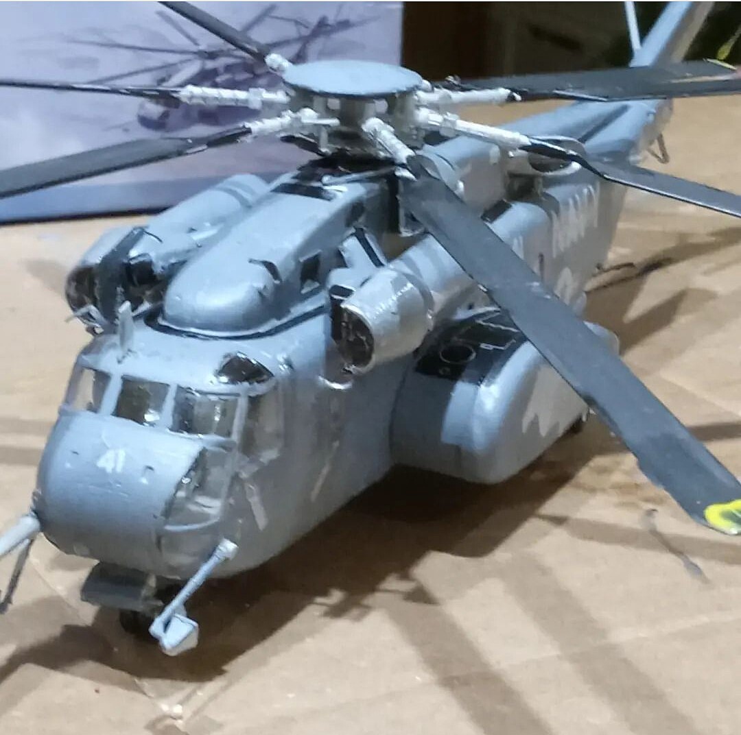 MH-53E Sea Dragon -- Plastic Model Helicopter Kit -- 1/72 Scale ...