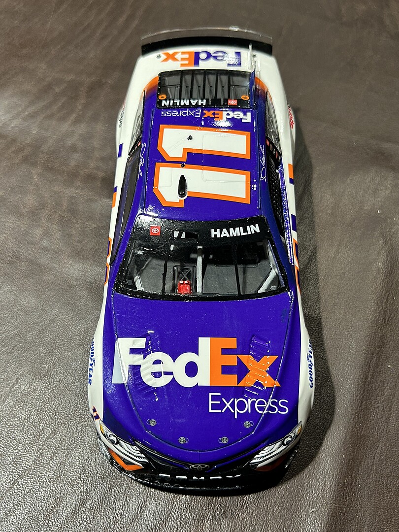 2023 Denny Hamlin #11 Toyota Camry FedEx -- Plastic Model Car Kit -- 1/ ...