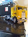 AMT White Freightliner 2-in-1 SC/DD Cabover Plastic Model Truck Kit 1/ ...