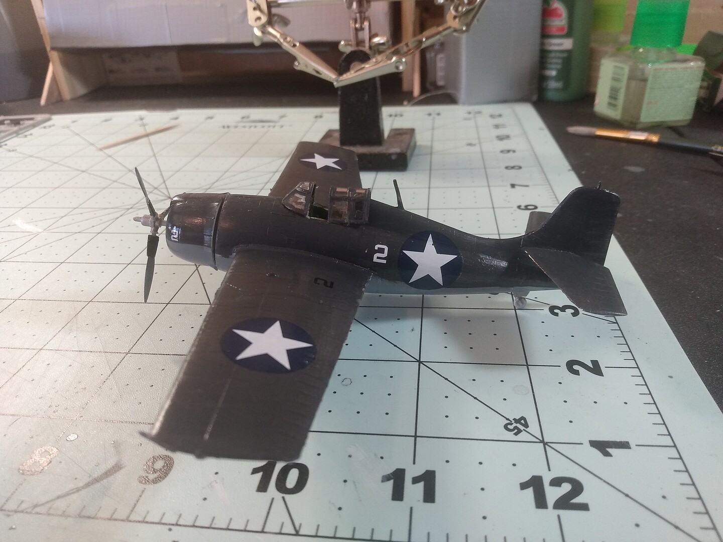 Easy Build F4F-4 Wildcat -- Plastic Model Airplane Kit -- 1/72 Scale ...