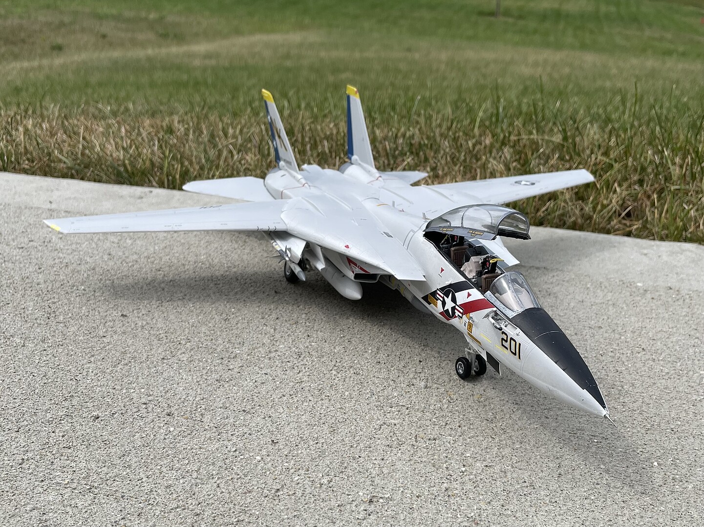 Grumman F-14A Tomcat -- Plastic Model Military Vehicle Kit -- 1/48 ...