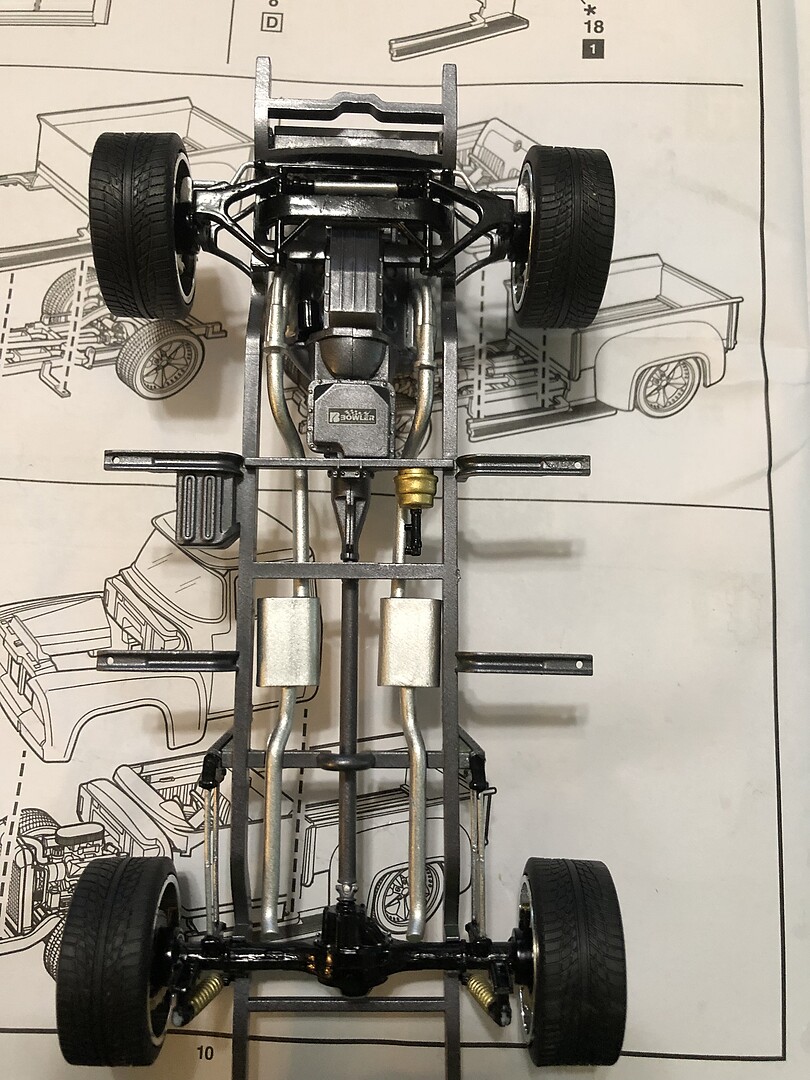 Ford FD-100 Pickup -- Plastic Model Truck Kit -- 1/25 Scale -- #854426 ...