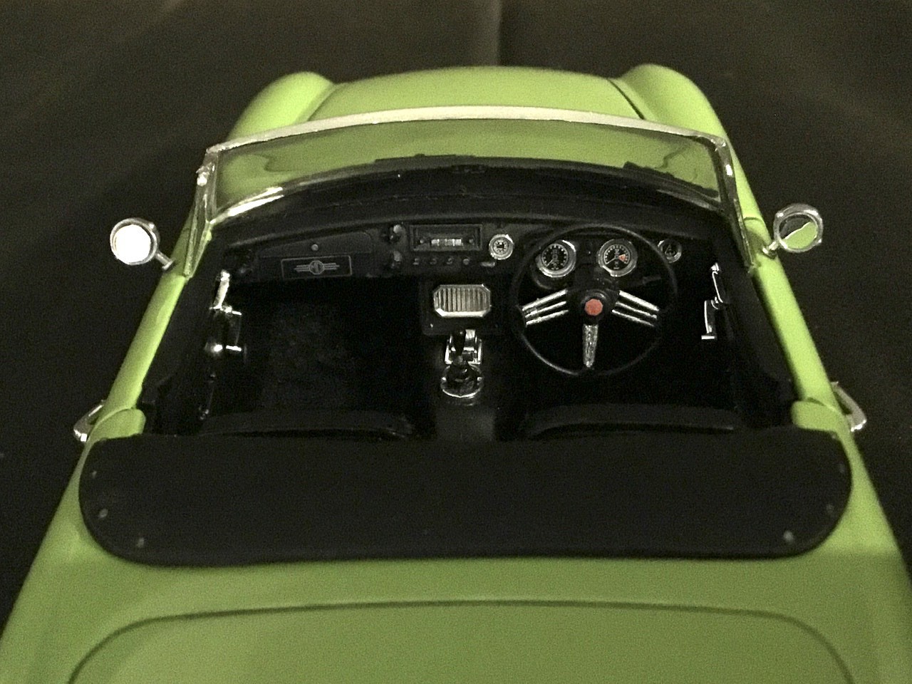 1968 MGB (Mk2) 2-Door Convertible Car -- Plastic Model Car Vehicle Kit ...