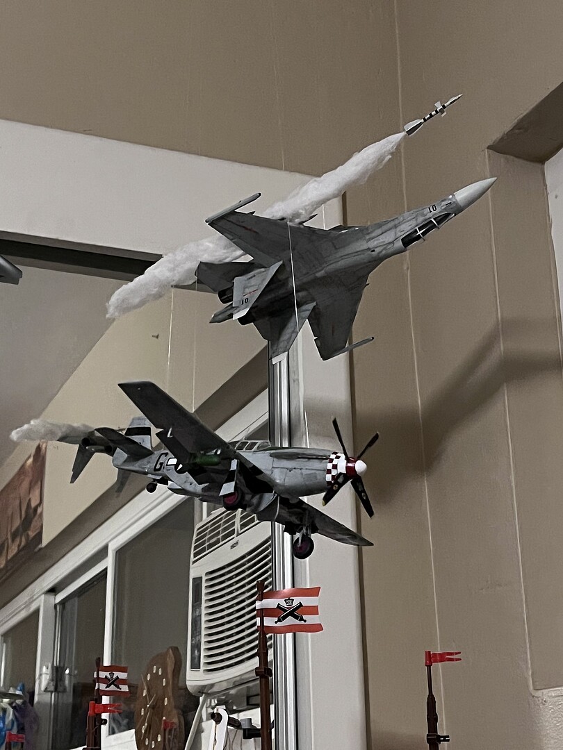 Sukhoi Su-30MKK Flanker G Russian Fighter -- Plastic Model Airplane Kit ...