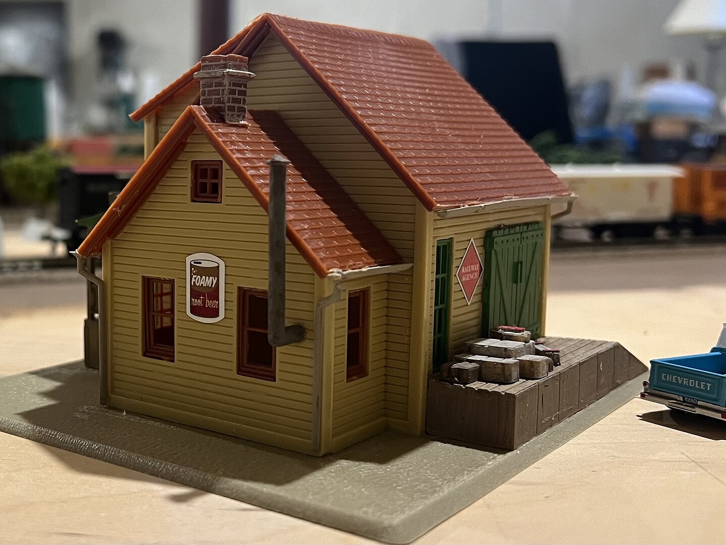 General Store Kit -- Model Train Building -- HO Scale -- #1351 pictures ...